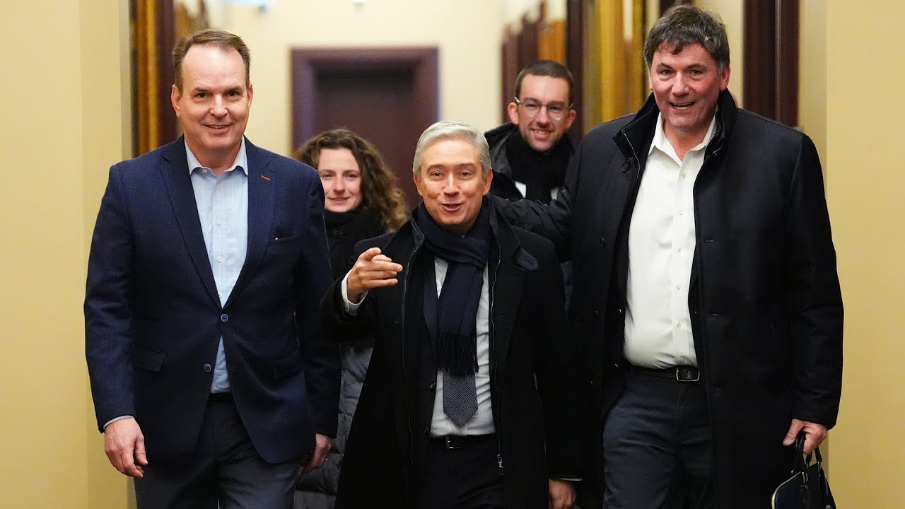 Liberal MPs meet at caucus gathering for first time since Trudeau's ...