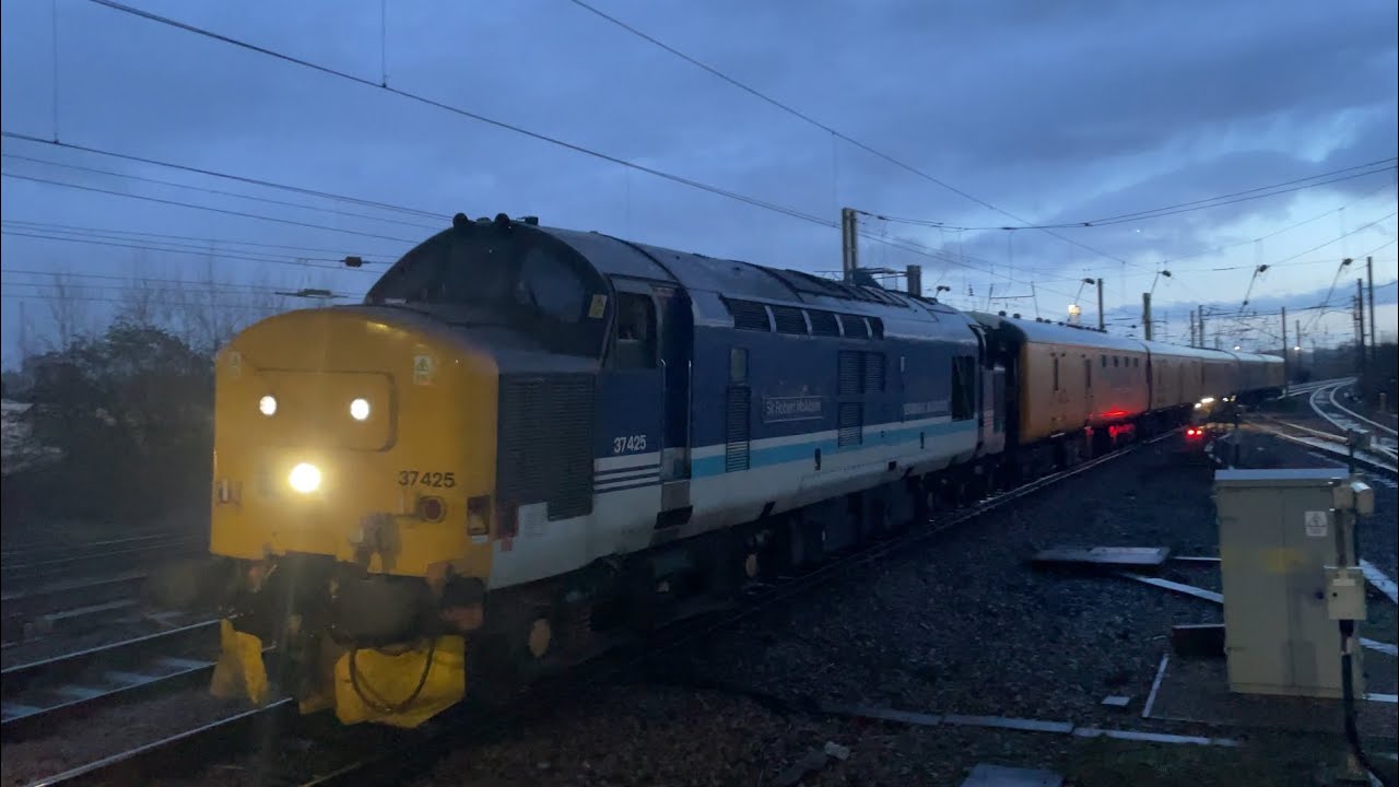 37425 on Network Rail Test Train at Warrington Bank Quay as well as ...