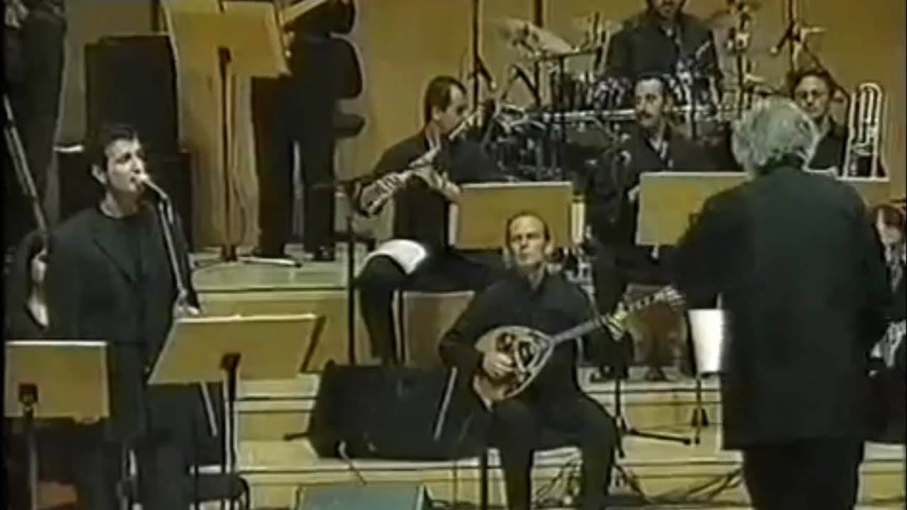 Δημήτρης Μπάσης - Η αλυσίδα (Το τραγούδι του νεκρού αδελφού) - YouTube