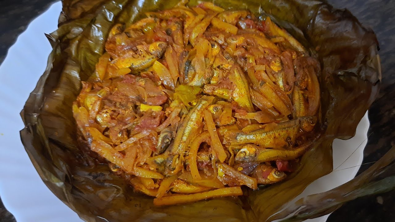 Mourala Fish Paturi || Mourala Macher Paturi || Kolapatai Mourala ...