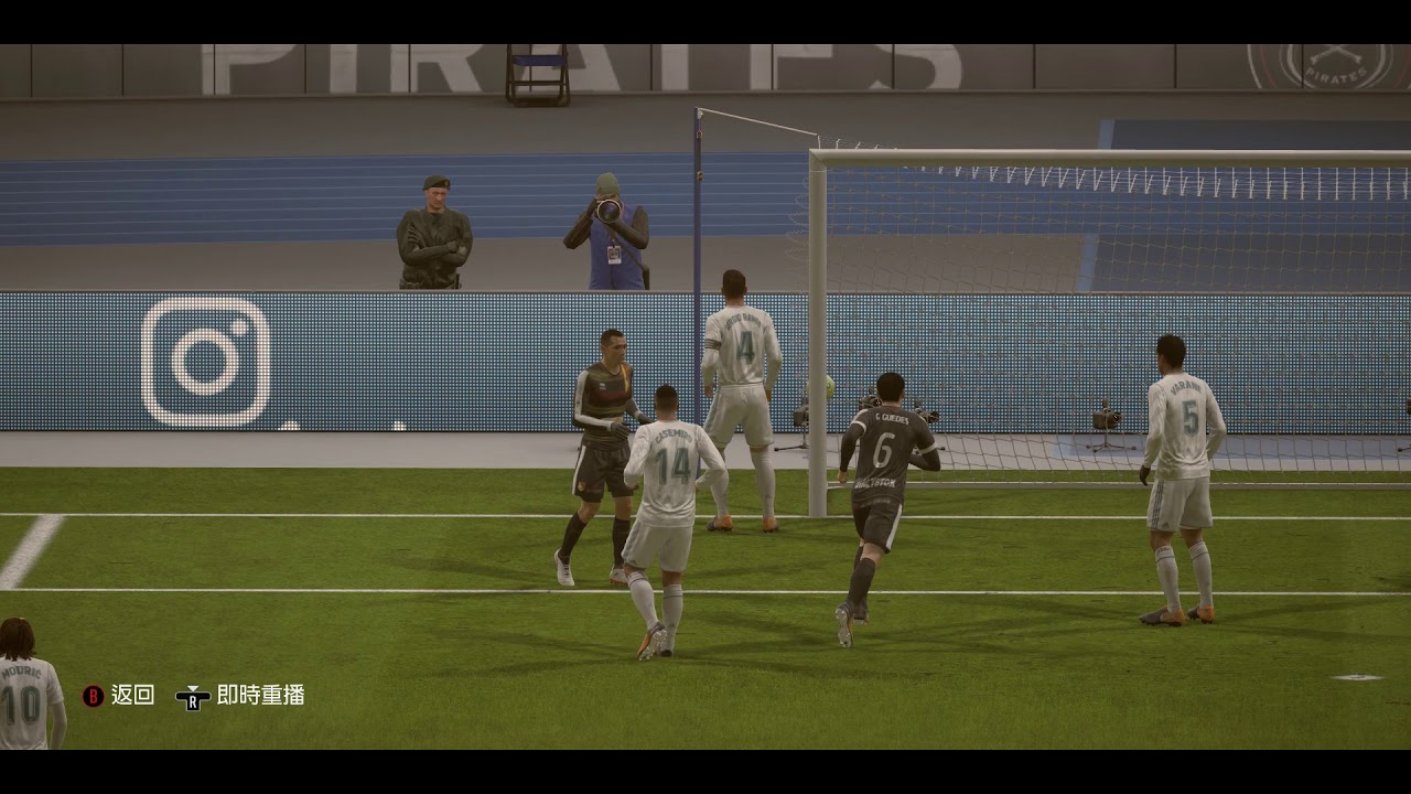FIFA 18 Lobbed Through Pass Assist 01 - YouTube