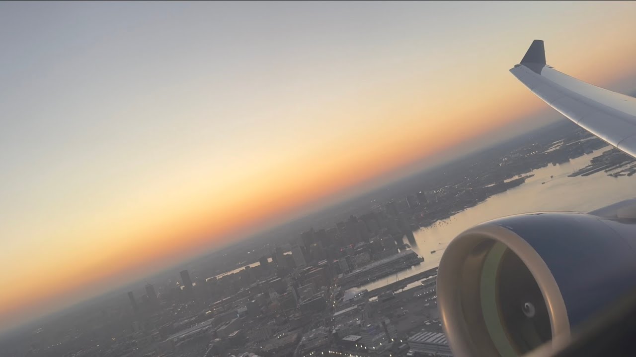 (Beautiful Sunset) Delta a330-300 Takeoff Boston - YouTube