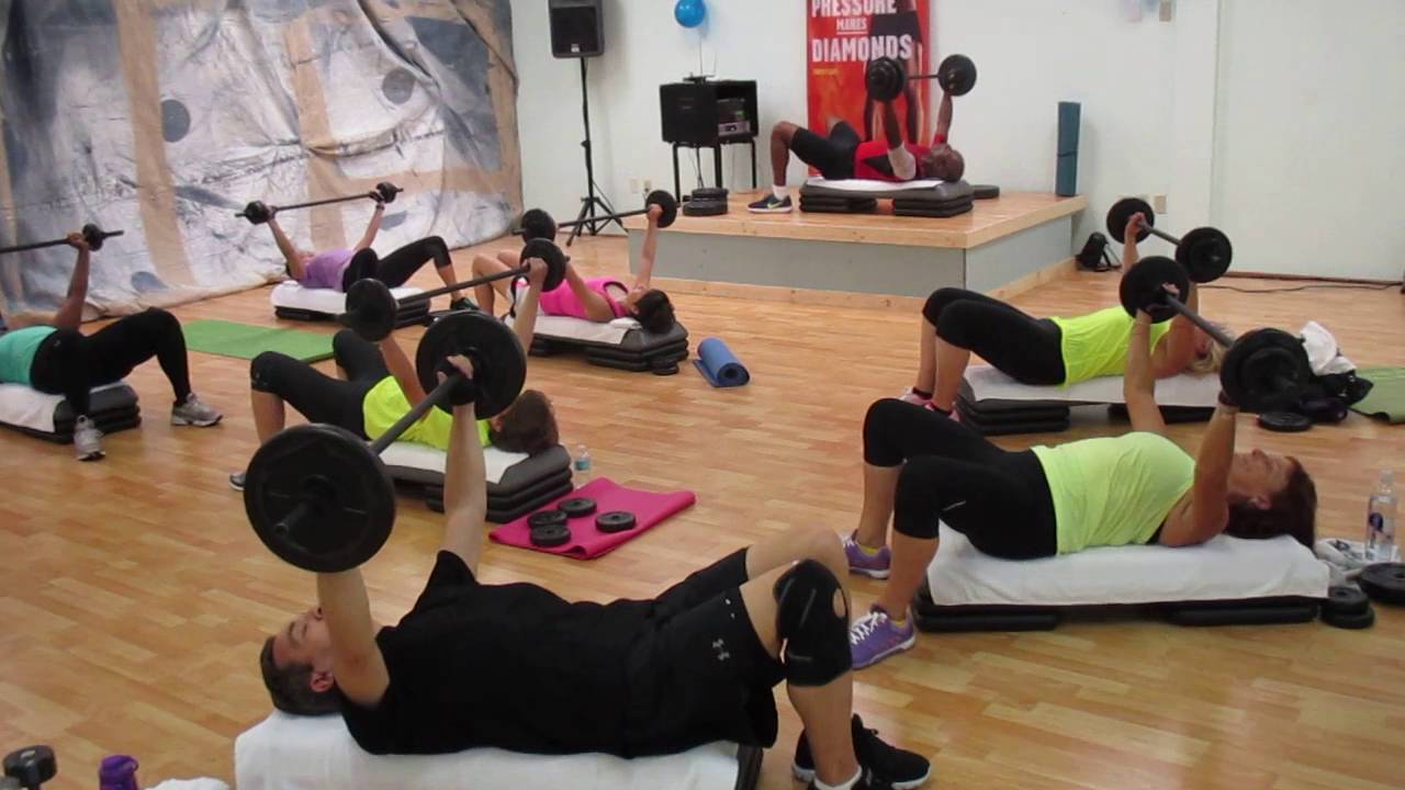 BODYPUMP (weight training) @ Studio Jear Group Fitness - YouTube