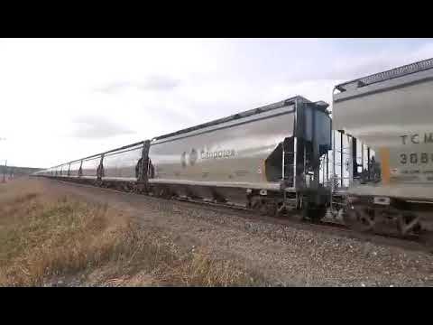 CP 8803-9758 CSX 140 - YouTube