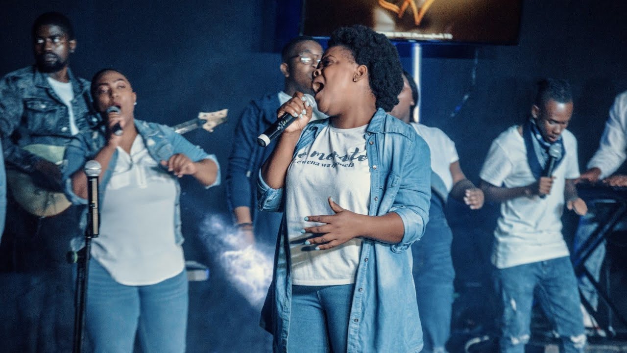 Adoration singing Alpha and Omega at Grace Fellowship Church - YouTube