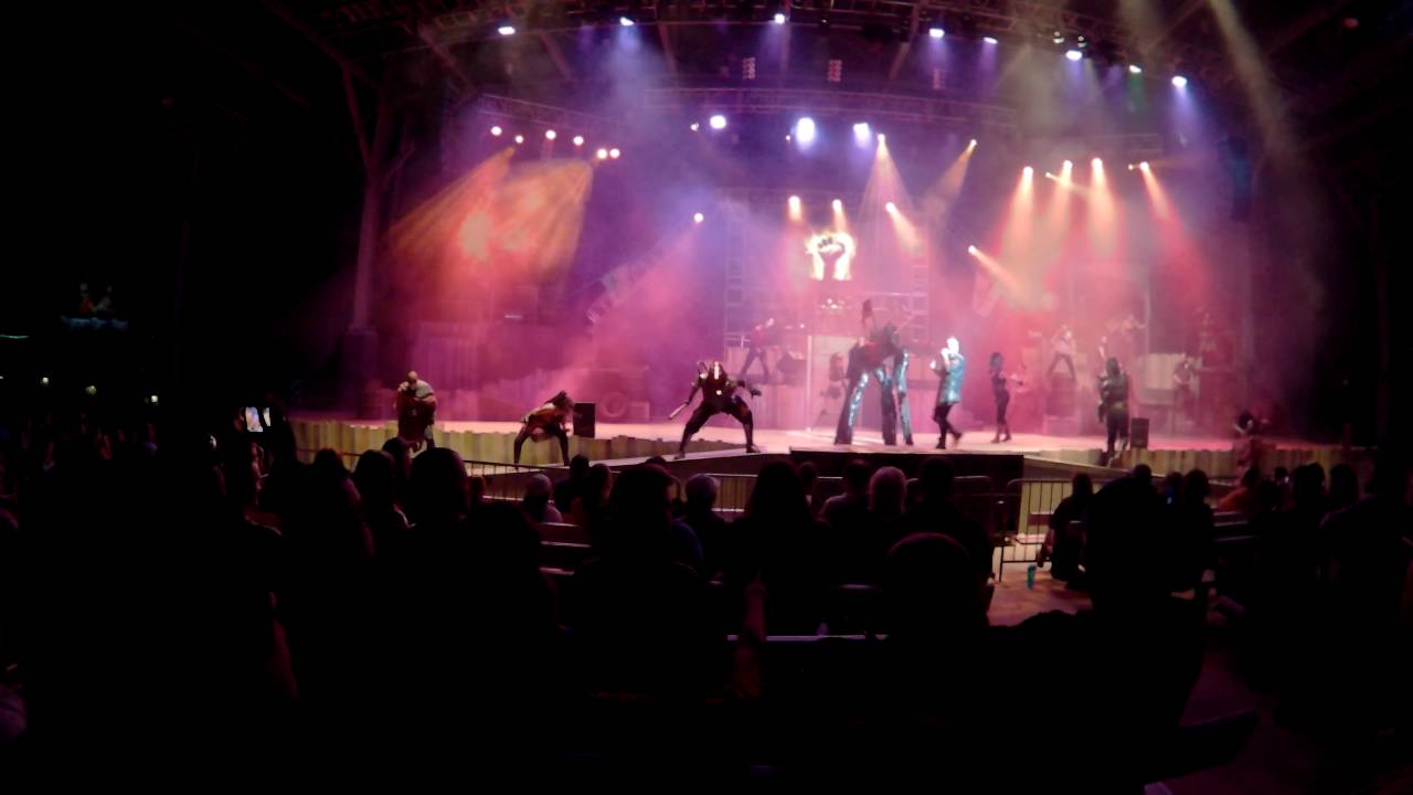 Fright Fest Monster Mash @ Fiesta Texas 2016 in 4K - YouTube