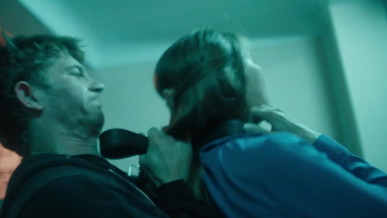 Russian girl strangled - YouTube