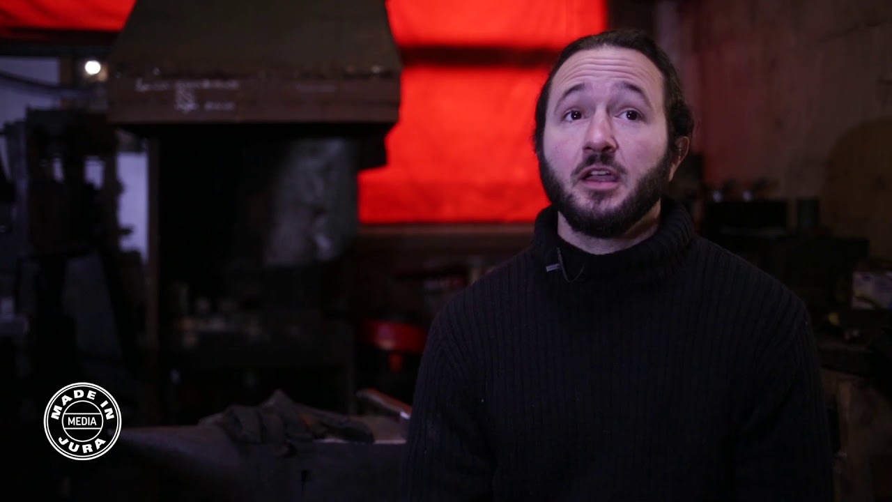 REPORTAGE : FORGE DE LA DOYE - JURA - YouTube