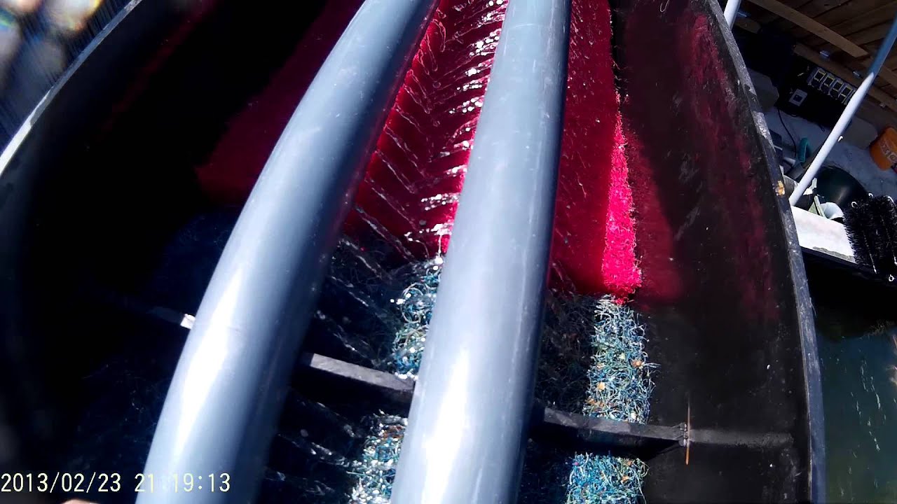 trickle filter &superfish pond eco plus e - YouTube