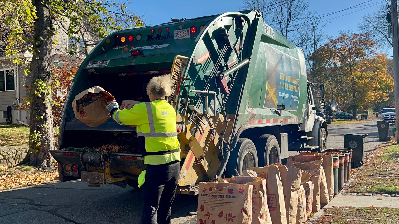 WM Canadian Garbage Truck Packing Peak Week Bag Lines - YouTube