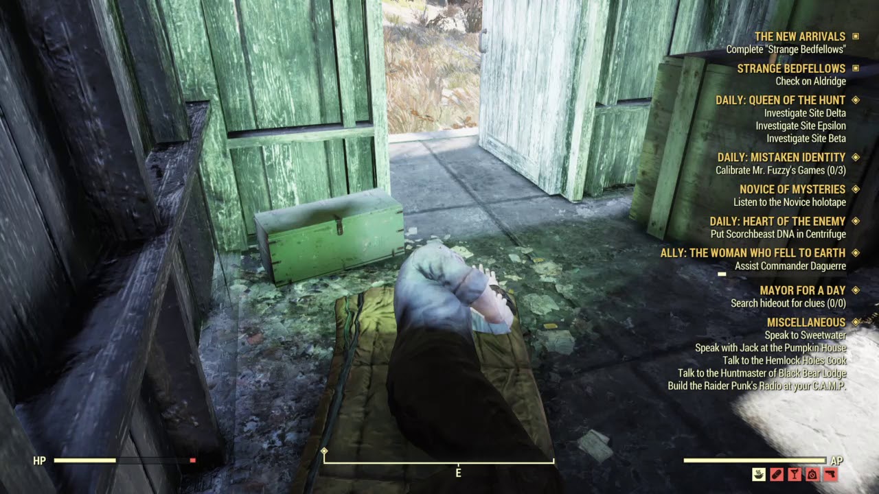 Fallout 76 You feel rested. Floaters under my bed. - YouTube