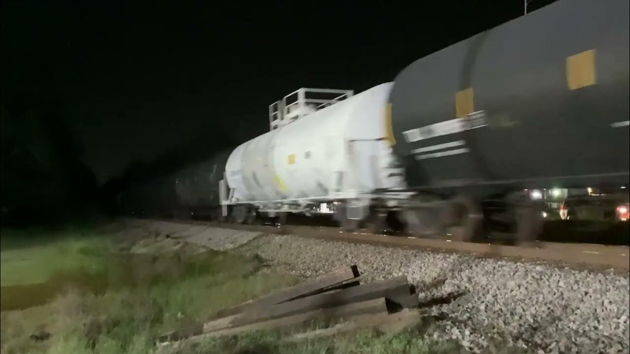 UP 2717 New Tier 4 Leads Manifest DPU Mid KCS GEVO Magnolia,Tx - YouTube