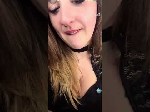 Turkish 🇹🇷 hot beautiful girl live .