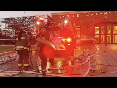Washington DC Fire Engine 14 Returns - YouTube