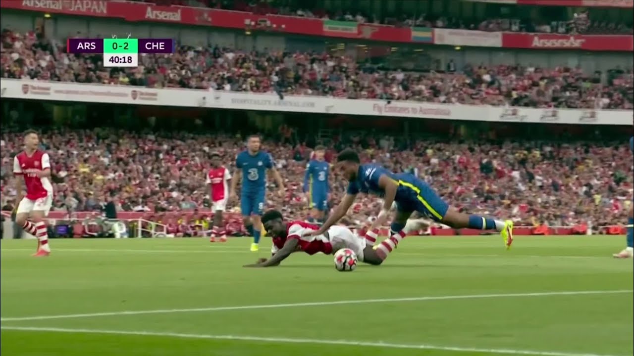 Bukayo Saka penalty shout vs Chelsea - YouTube