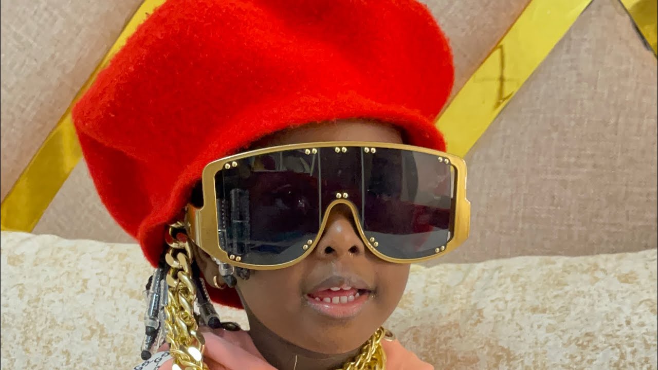 MILLA SURPRISES US ACTING PAPA FREDDY 😂😂😂😂😂😂😂 - YouTube