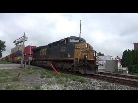 CSX I151 crawls west into the yard in North Baltimore, OH - YouTube