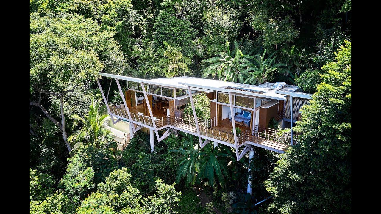 Casa Flotanta Ocean View Villa - Walk to the Beach - YouTube