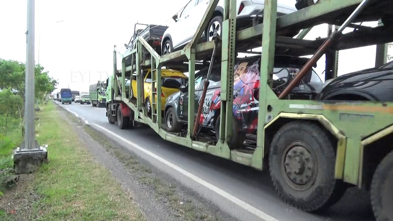 230415 TRUK ANGKUT MOBIL , MOTOR DAN TRUK KONTAINER - YouTube