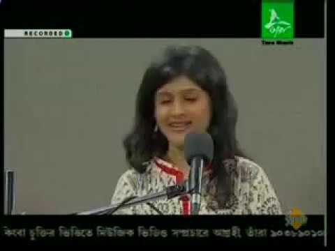 MADHURAA rendering the beautiful evergreen bengali song AKASH PRODIP ...