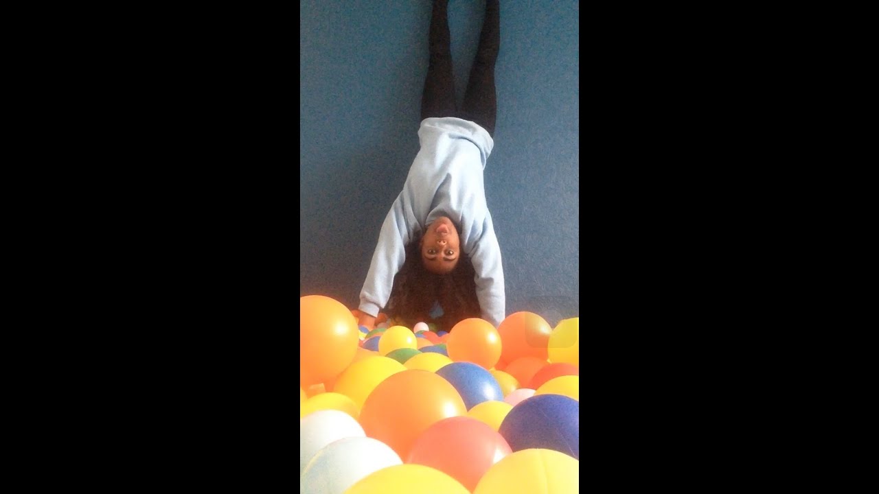 1100 LAYERS OF PLASTIC BALLS! - YouTube