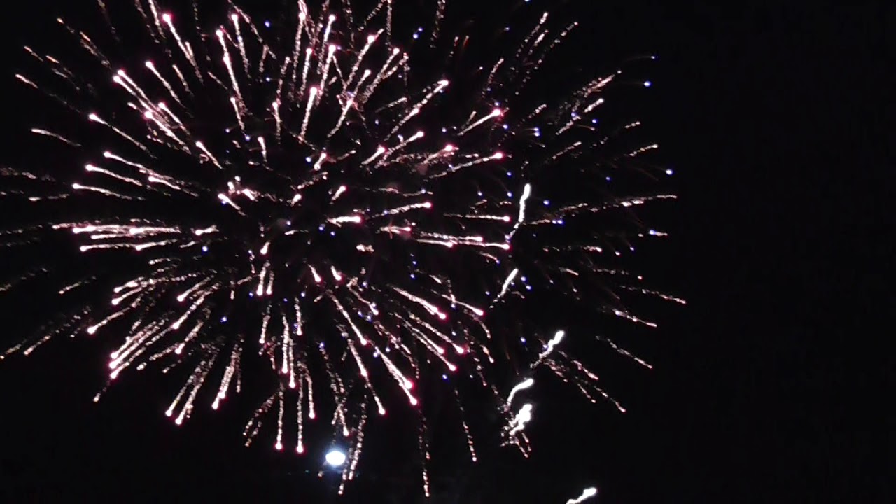 Tyrone Keen # Broadstairs Water Gala Fireworks & fun fair 2019 - YouTube