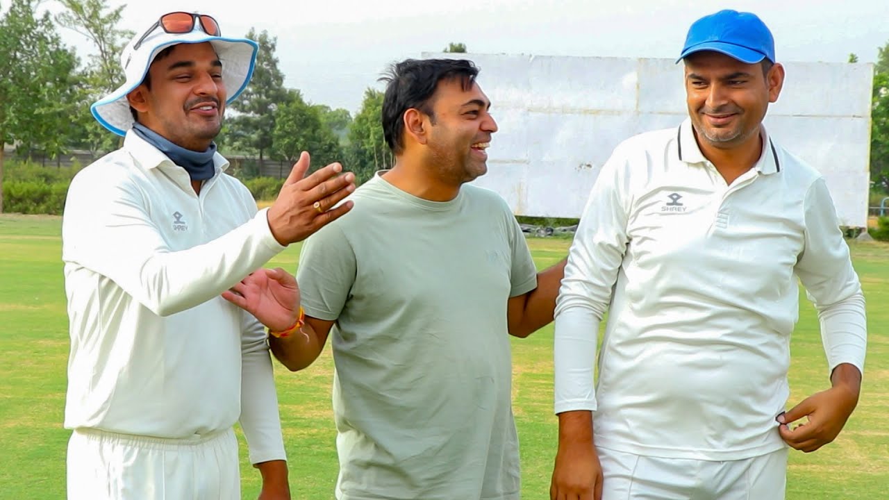 GOPAL SIR की LEG-SPIN BALLING⚽🏏|| #rakeshyadavvlogs #cricket - YouTube