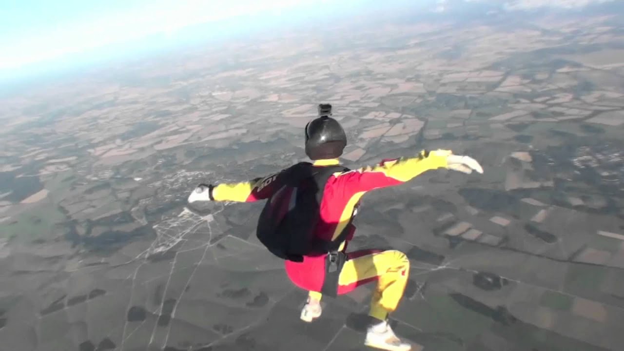 Learning to free fly - YouTube