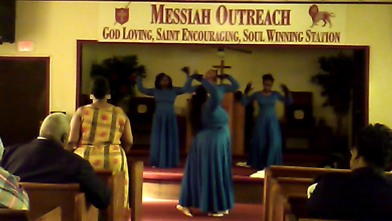 InMotion Praise Dance Before the Throne By Shekinah Glory - YouTube