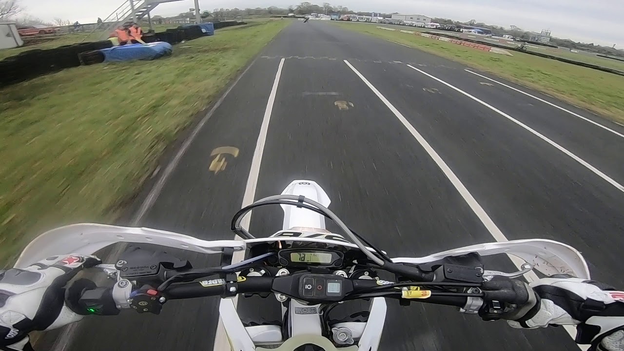 nutts corner race 3 supermoto ni - YouTube