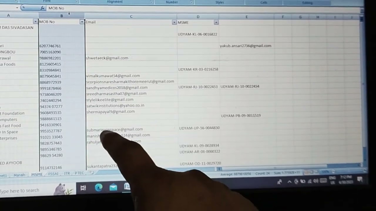 Excel Me Row column Hide Kre Bde Asaani Se how To Hide Column In Excel Excel Me Row column Hide Kre Bde Asaani Se how To Hide Column In Excel