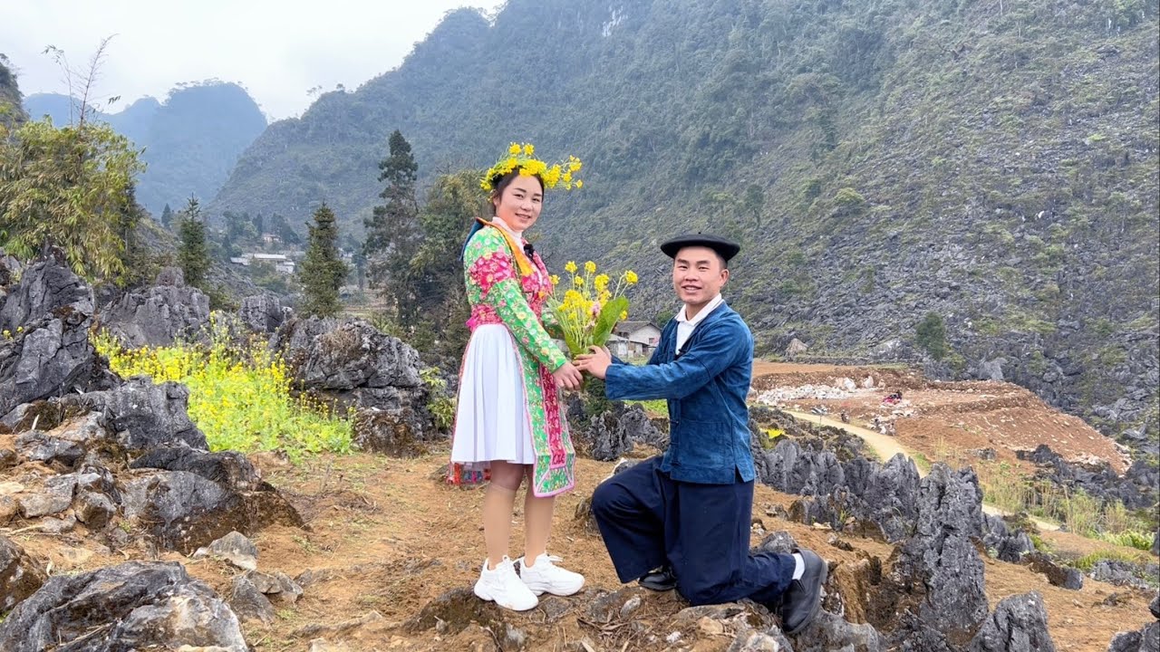 Hnub VALENTINES Tswb Yaj Coj Tus Hlub Maiv Kuv Ua Si Lom Zem - YouTube