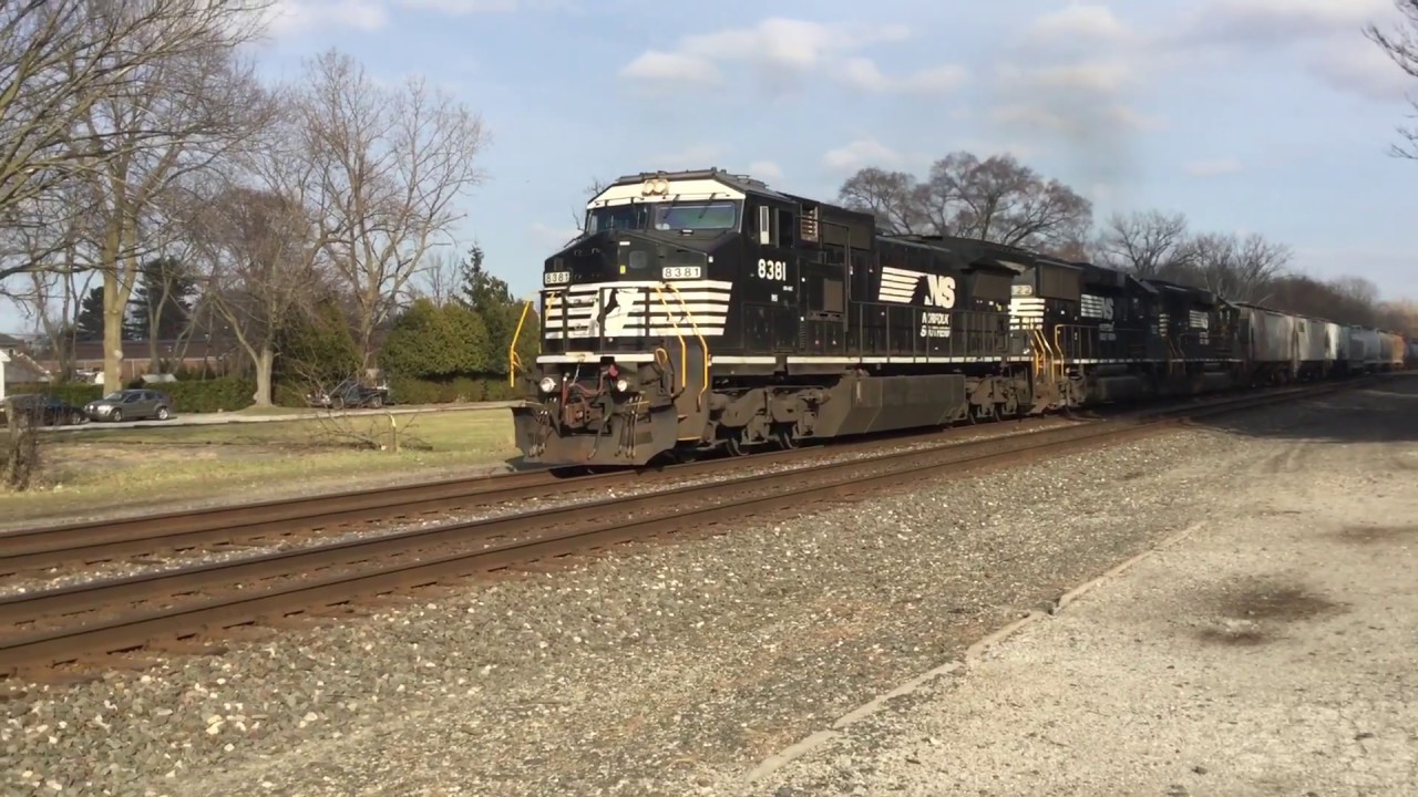 Throwback Thursday: NS 8381 (C40-8W) leads a Westbound NS mixed manifest Chesterton, IN 03/04/17 ...