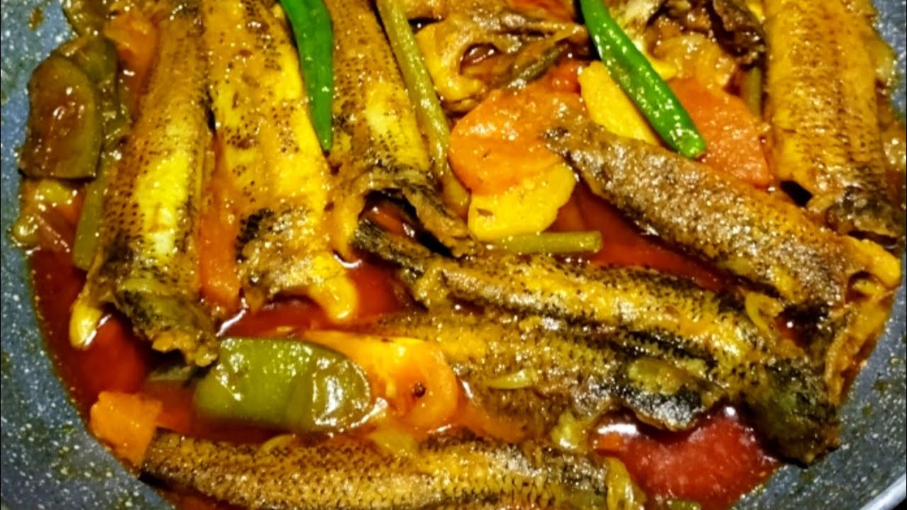 টাকি মাছ রান্নার রেসিপি‼️টাকি মাছের ঝোল | Taki macher jhol /village ...