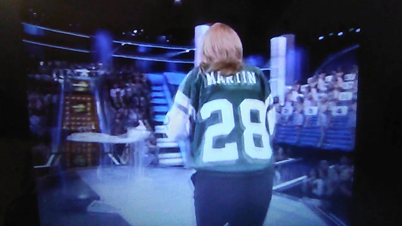 Tammy Fuller & Her Trophy Enter The Deal Or No Deal Stage With WWCOMM ...