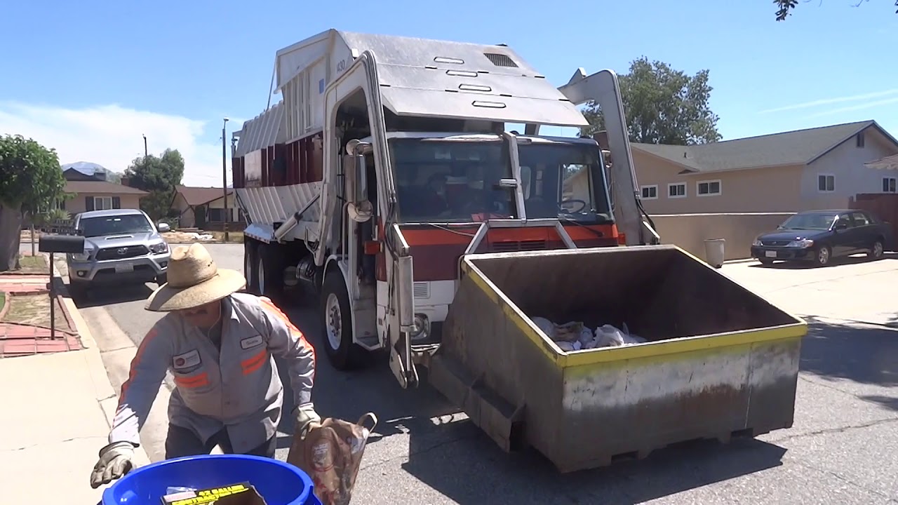 Burrtec Waste Industries - Volvo WXLL - FF Gomez Front Loader (Manual ...