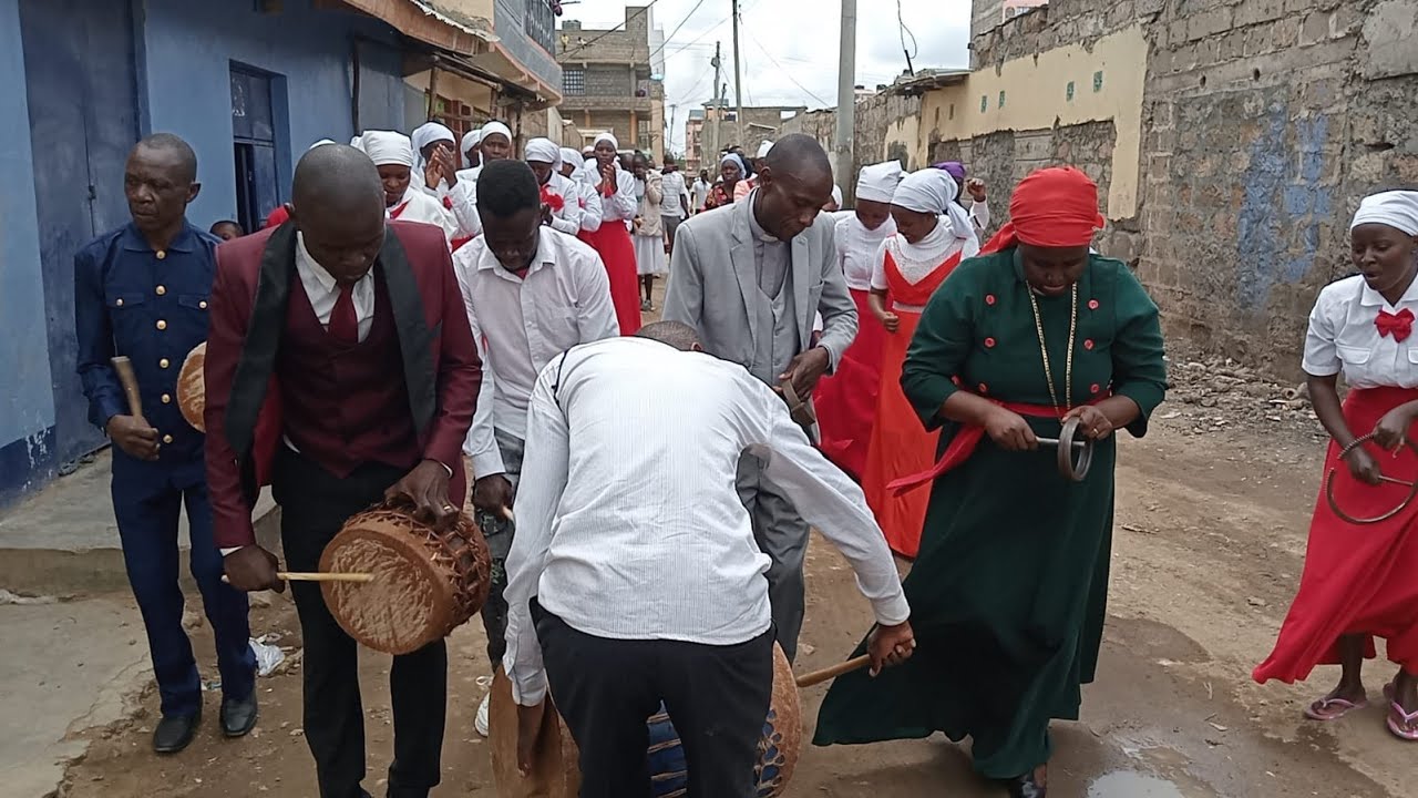 Matendo Ya Mitume evangelizing at Matopeni Kayole Nairobi Kenya. - YouTube