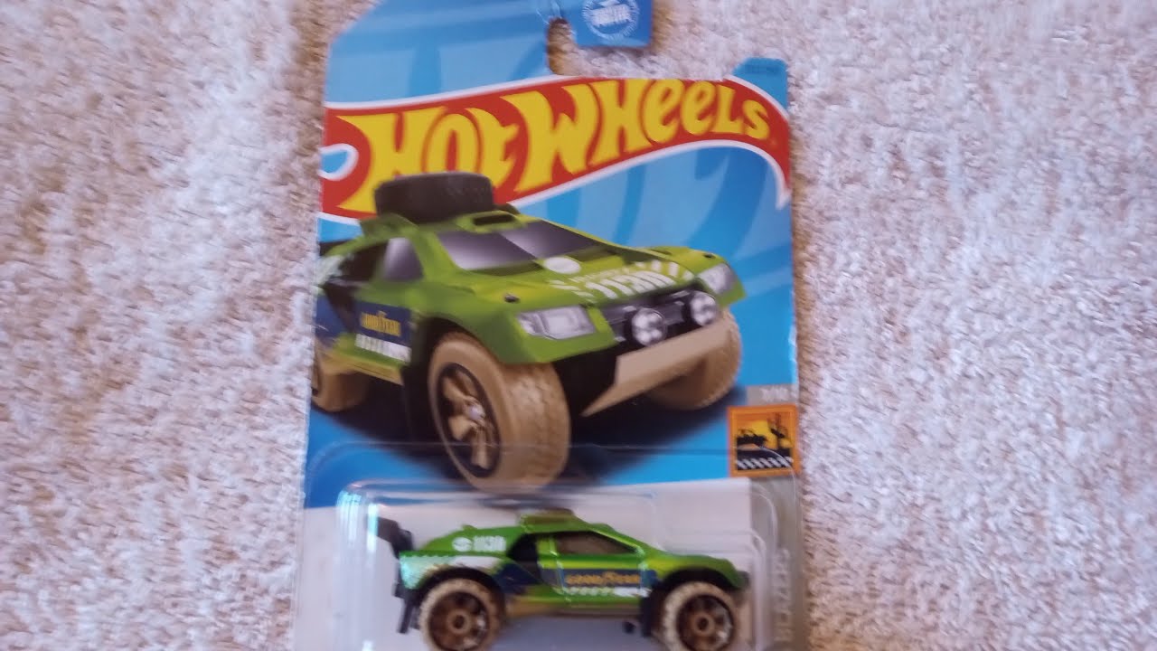 Hot Wheels Collection-Green-Sand Burner-Compact Kings - YouTube