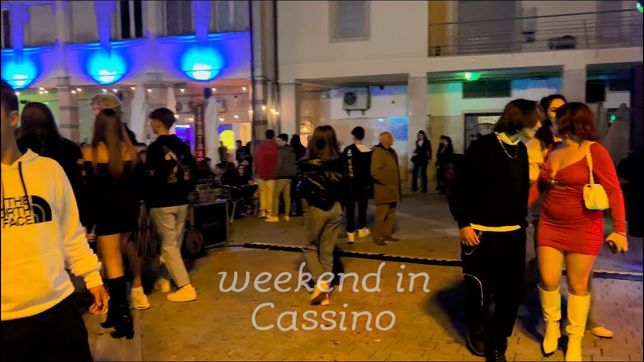 Cassino Italy 🇮🇹 Weekend Nights Life style [4k] Walking tour - YouTube