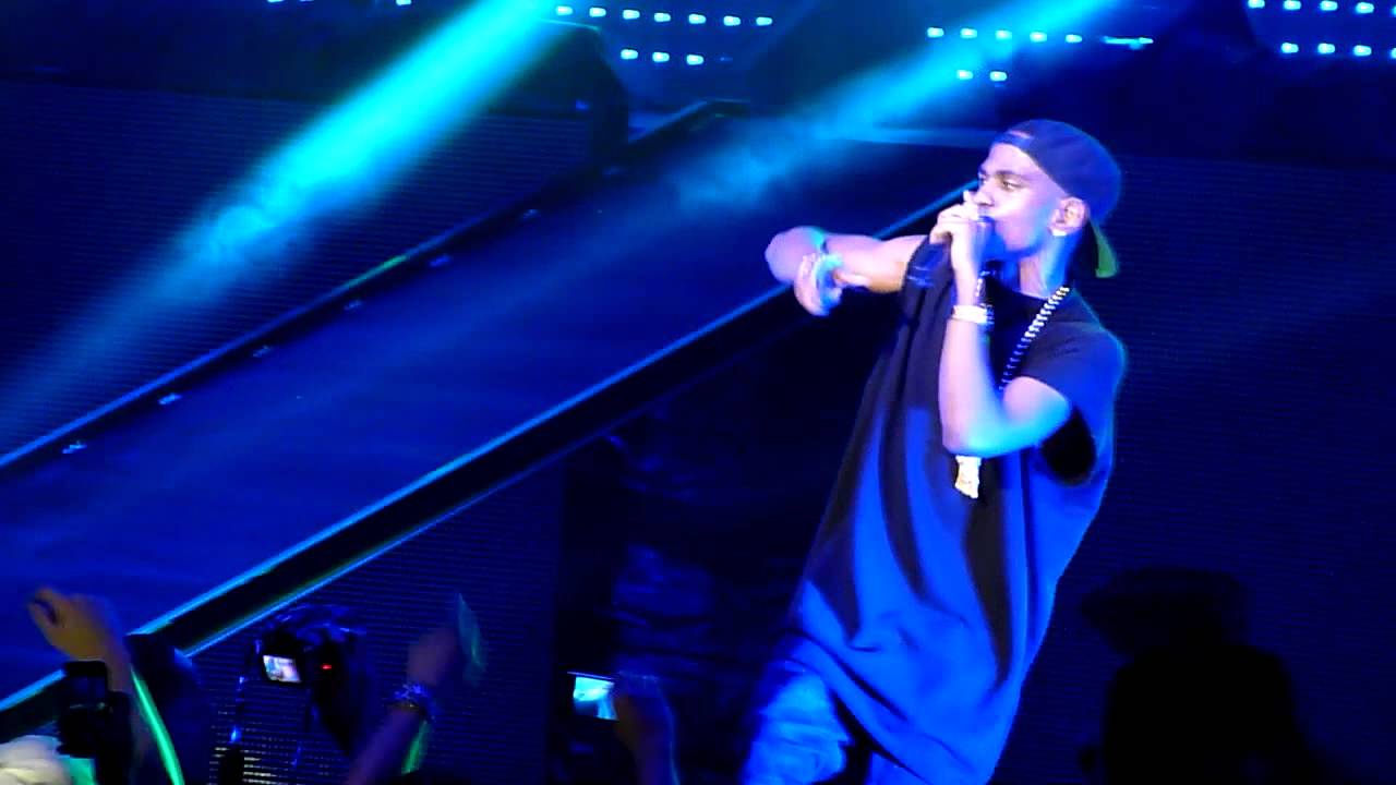 Big Sean - Beware LIVE!! (8-31-13) - YouTube