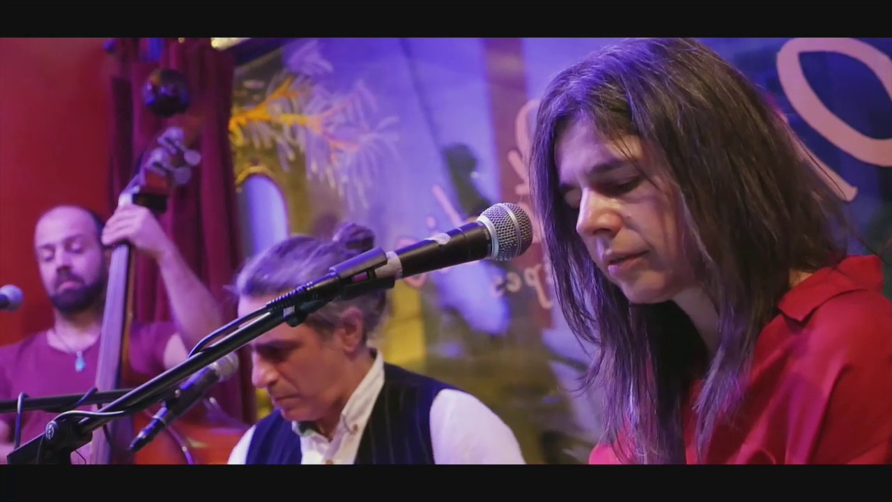 Μηλο μου και Μανταρινι - Pascal Latra with Marios Papadeas (santouri ...