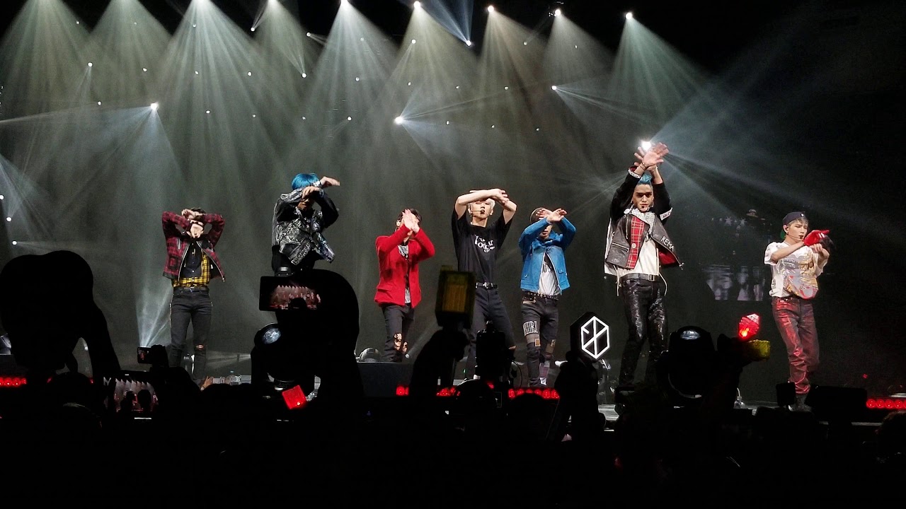 SUPERM (슈퍼엠) CONCERT - ATLANTA [4K] FULL SEGMENT - PART 1! - YouTube