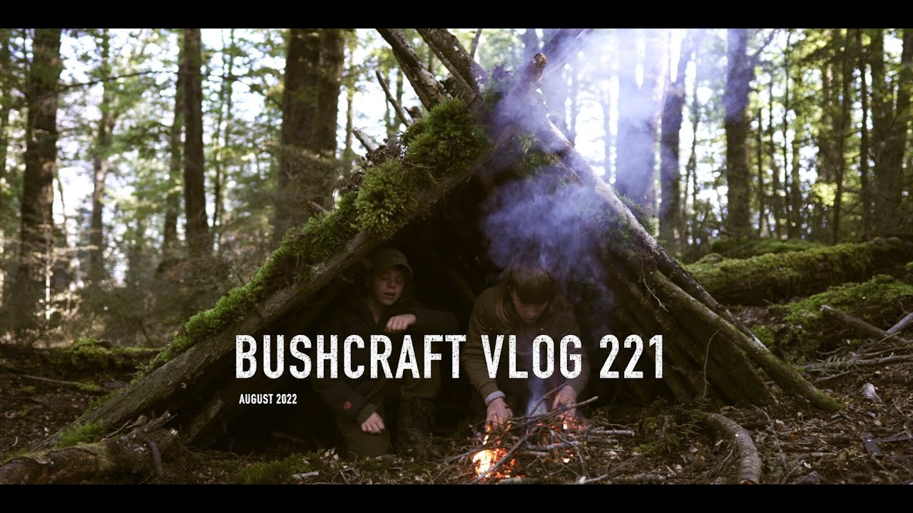 New Zealand Bushcraft VLOG 221 debris shelter, worm whispering stick ...