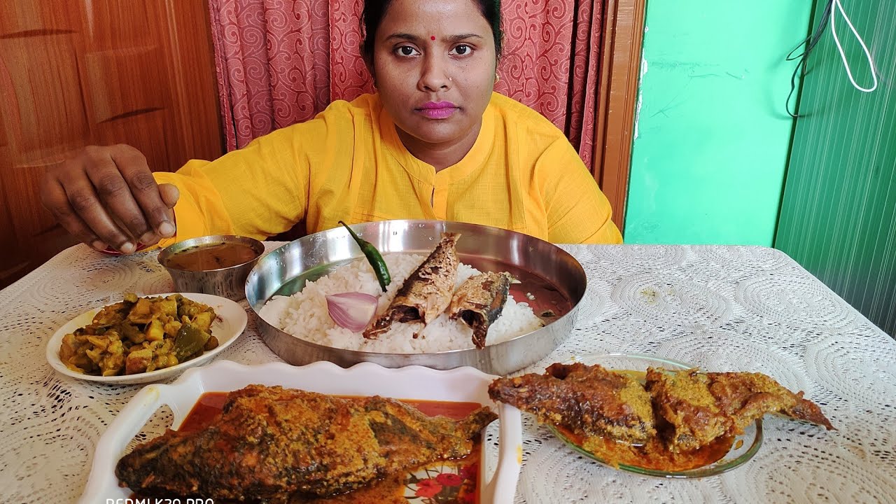 Largest fish eating || Huge fish curry || Rice|| Dal||Sabji|| Eating ...