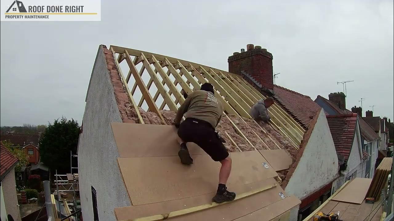 How to Build a Roof? Construction Time Lapse - YouTube