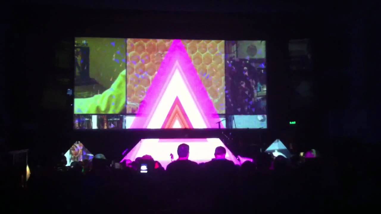 Projection Mapping Setup For April 20th Show "Nosaj Thing" Part 7 - YouTube