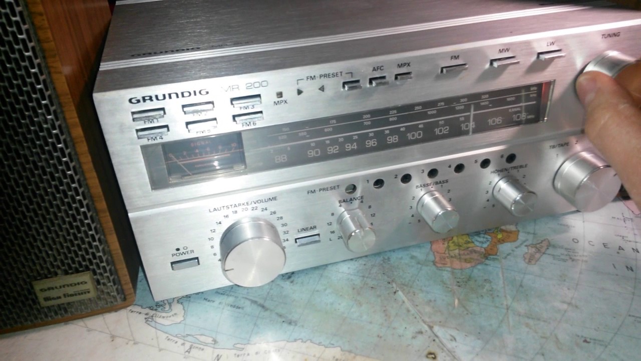 Grundig MR 200 - YouTube