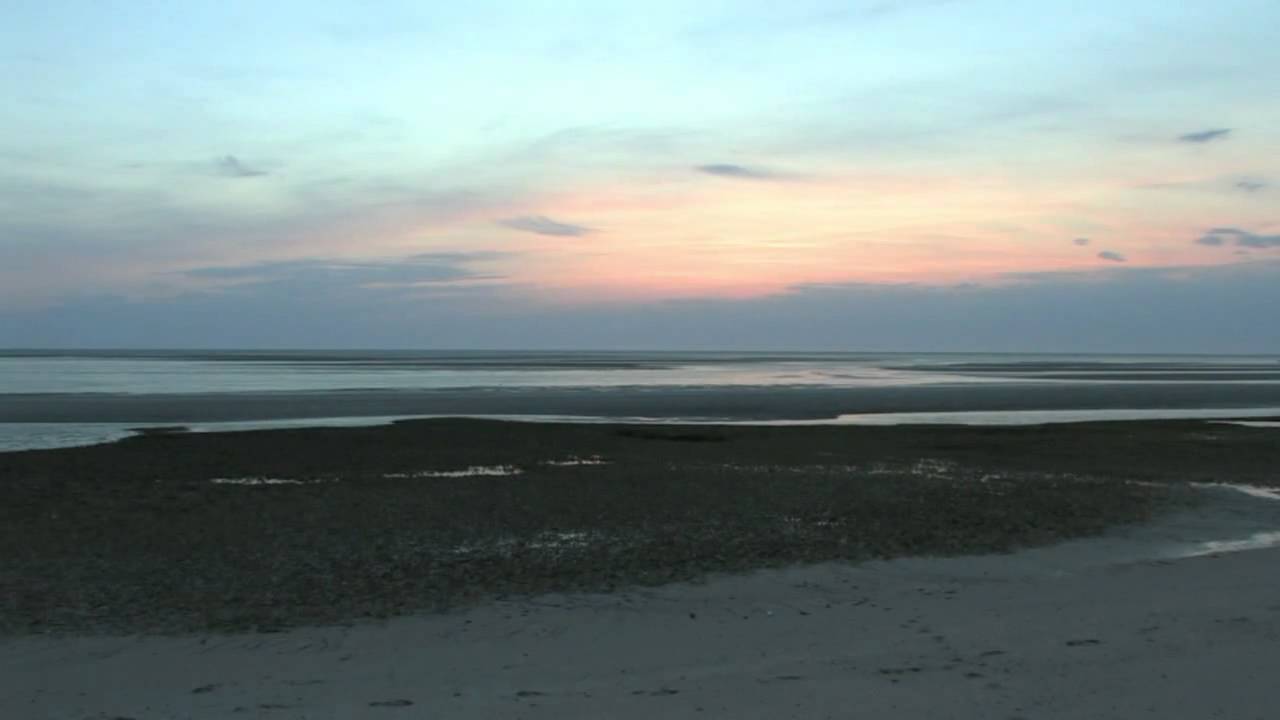 First Encounter Beach Eastham, Massachusetts - YouTube