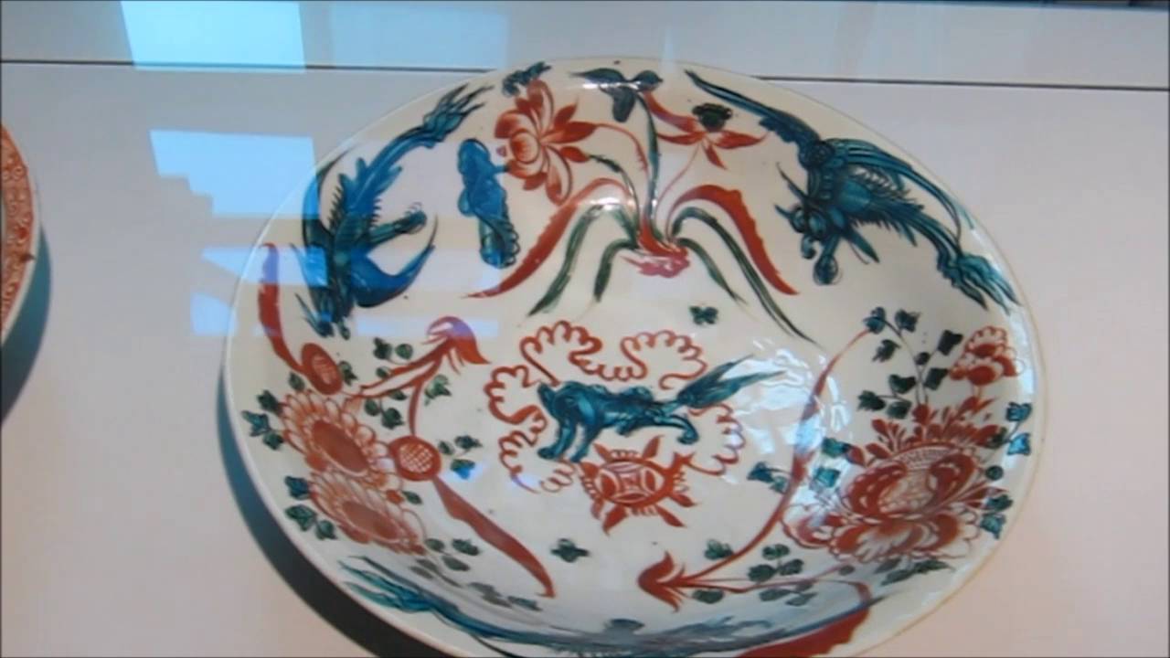 Swatow wares in Asian Civilisation Museum - YouTube