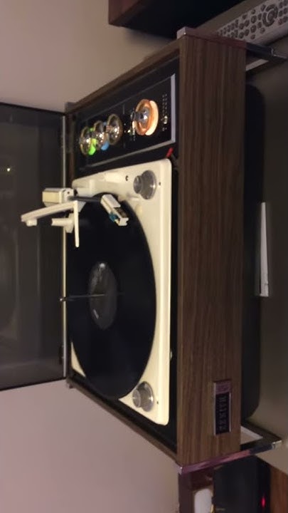 Zenith Circle of Sound Record Player System - YouTube
